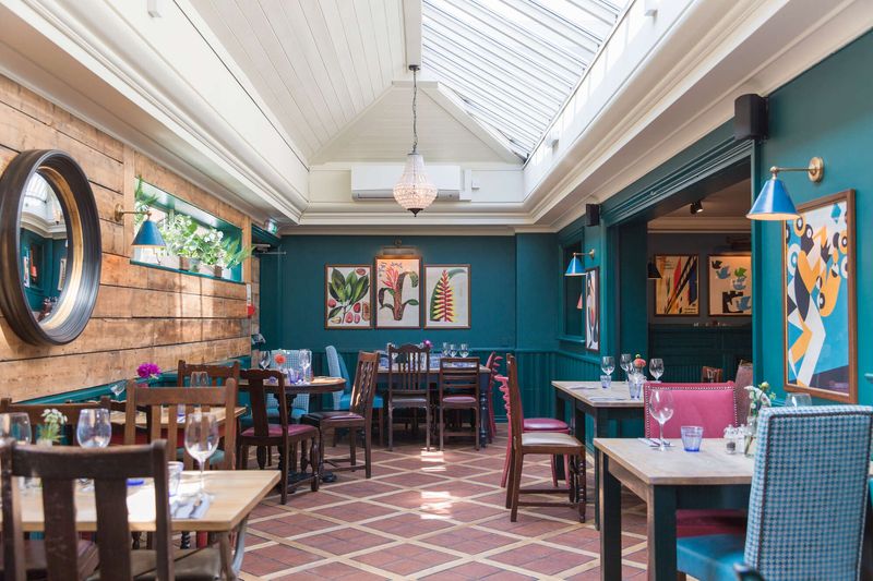 Mulberry Bush | The best pub, bar & restaurant Southbank, London